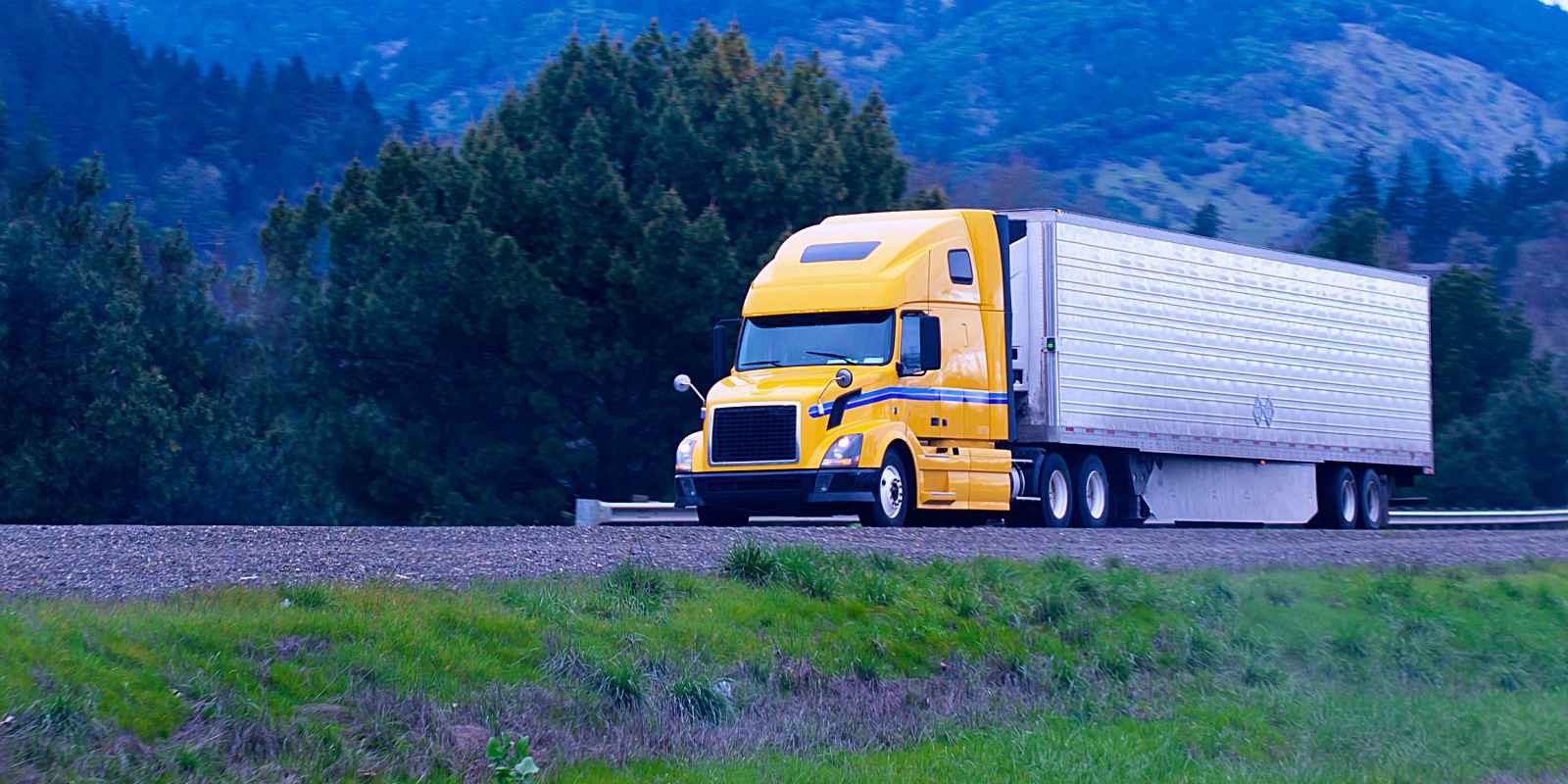 Top 4 Benefits Of Commercial Auto Insurance For Your Restaurant