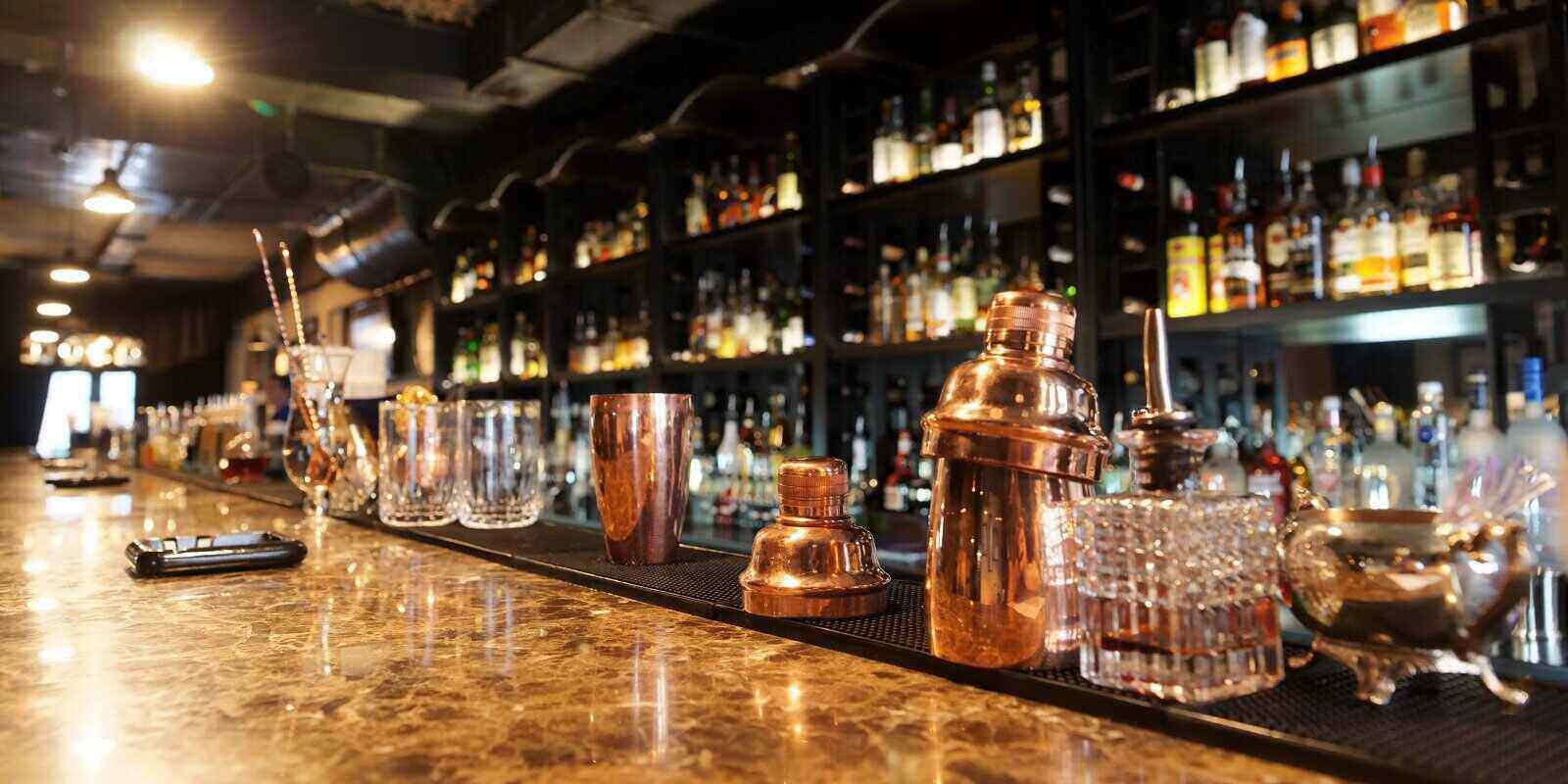 5 Must-Have Bar Insurance Policies